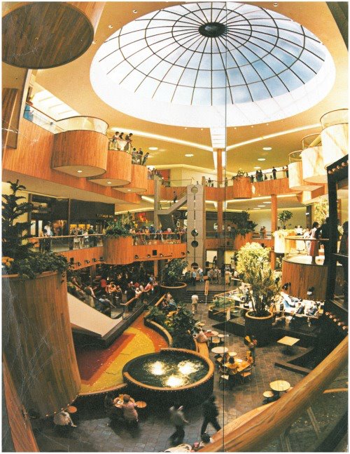 Holyoke Mall, Massachusetts, 1982 | 2 Warps to Neptune
