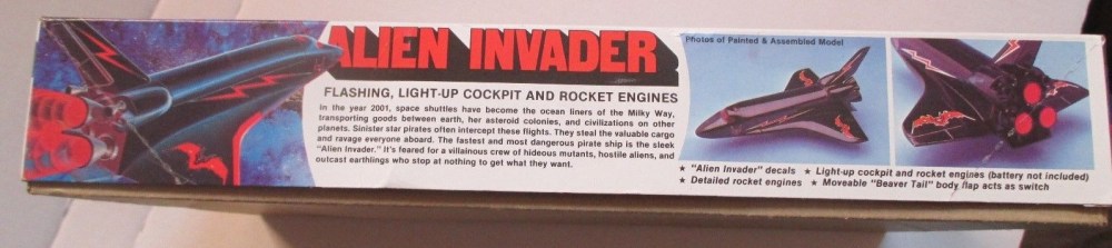 Model Kits: Alien Invader (Revell, 1979) | 2 Warps to Neptune