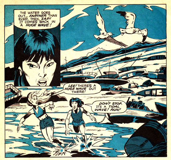 Panic 1977-4 | 2 Warps to Neptune